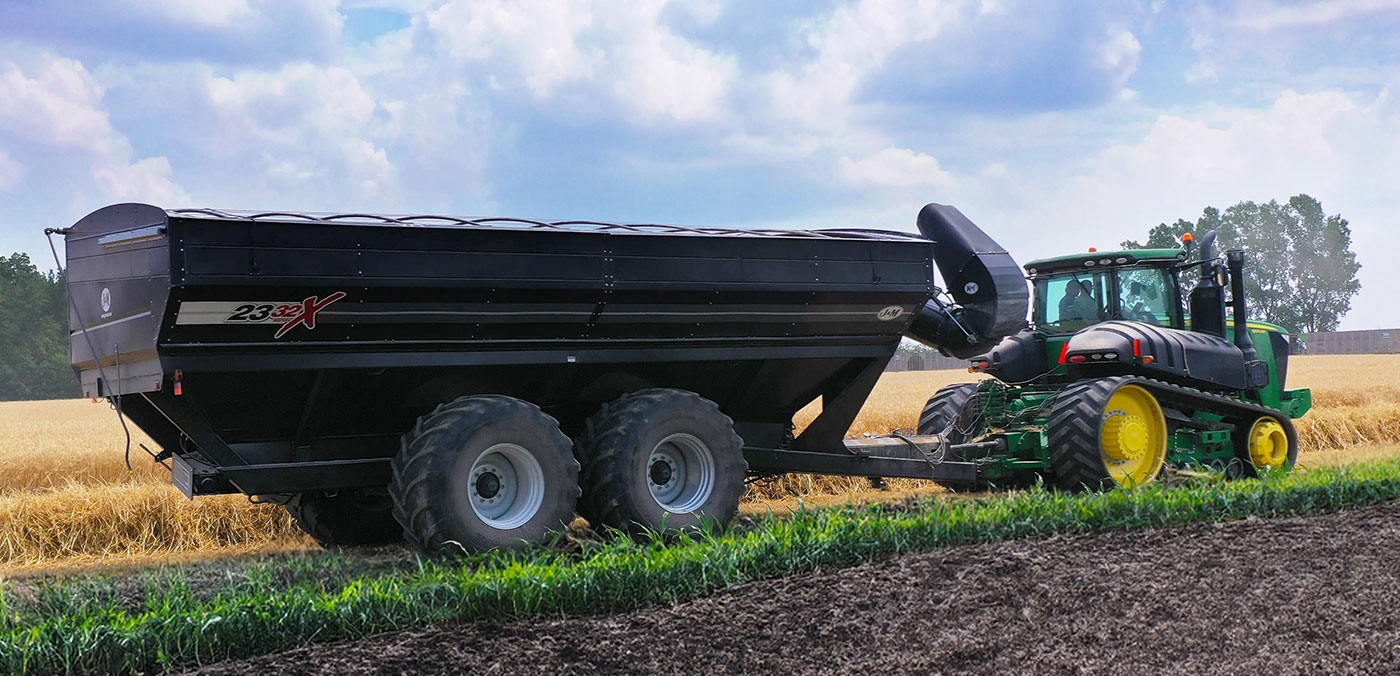 Is the J&M Inline Tandem Axle Grain Cart Right for You? | Blog | Flaman ...